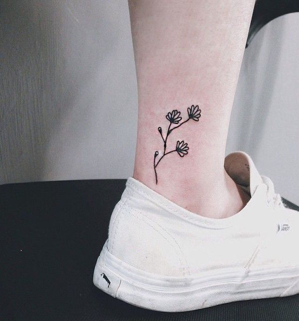 Chic Small Tattoo With Big Meanings Easyday Chic Small Tattoo With Big Meanings Easyday
